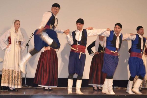 Traditional Greek Dances and Songs from all over Greece: Chania 24th ...